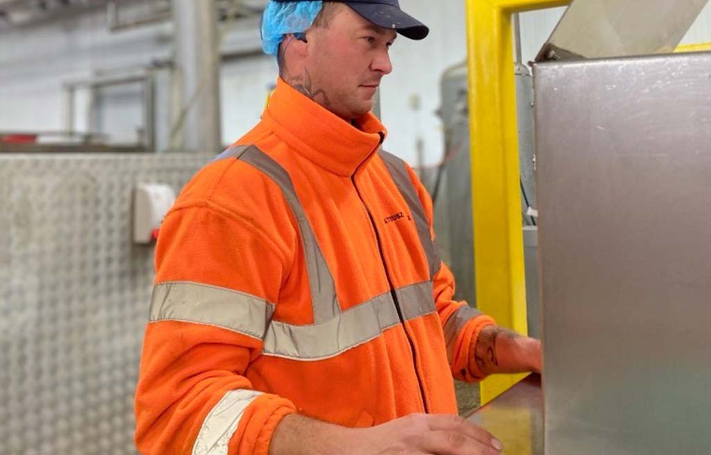 Employment Opportunities – Leo Group Ltd